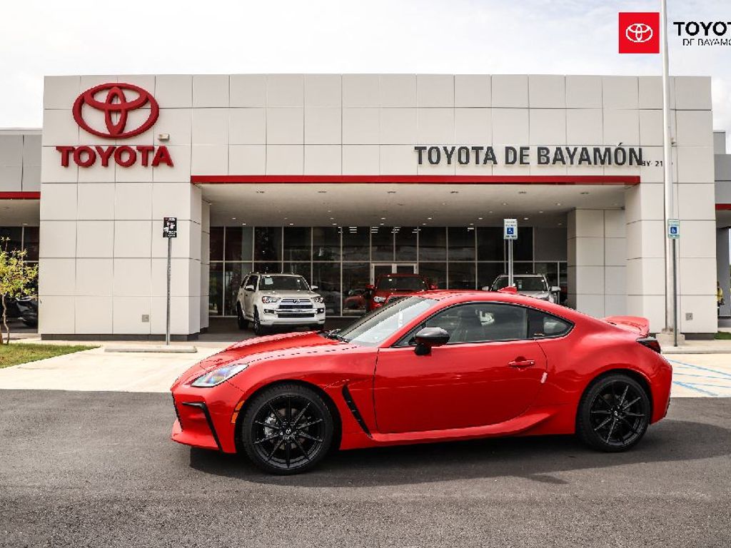 Toyota GR86 (Red) – Toyota de Bayamón