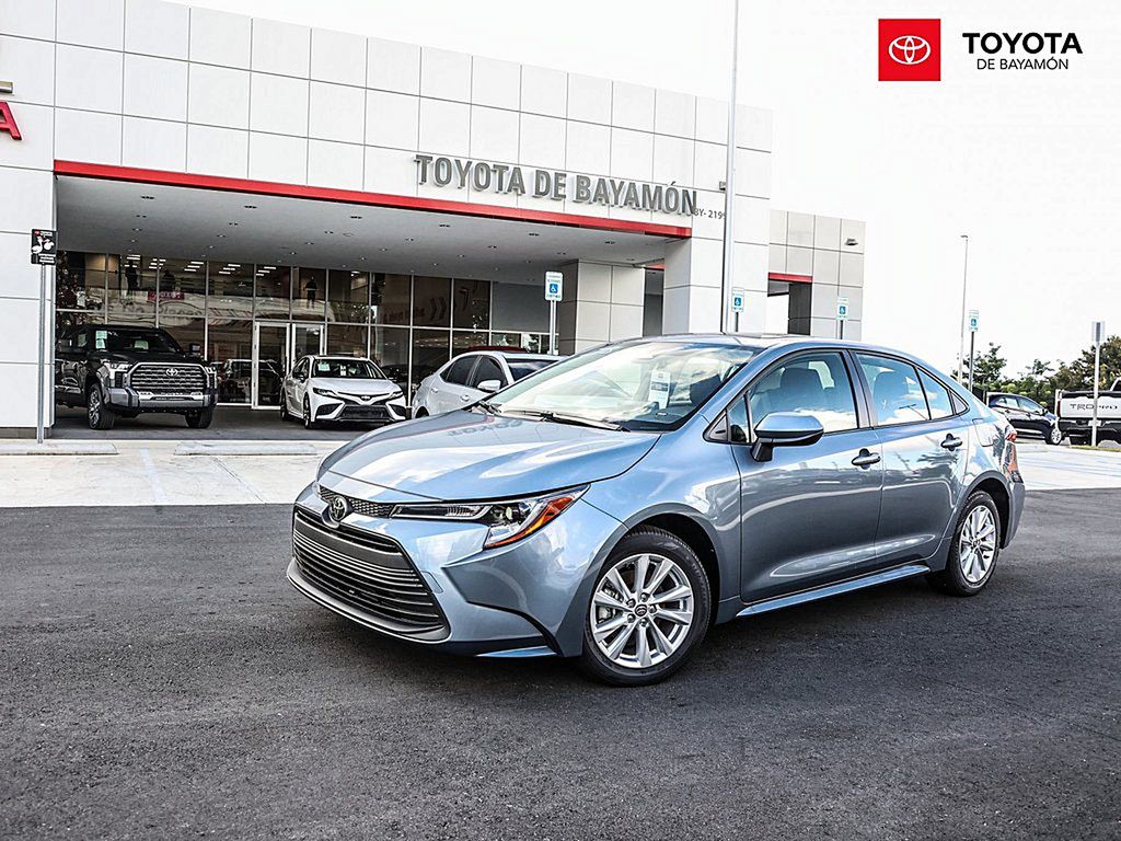 Toyota Corolla LE (Celeste) – Toyota de Bayamón